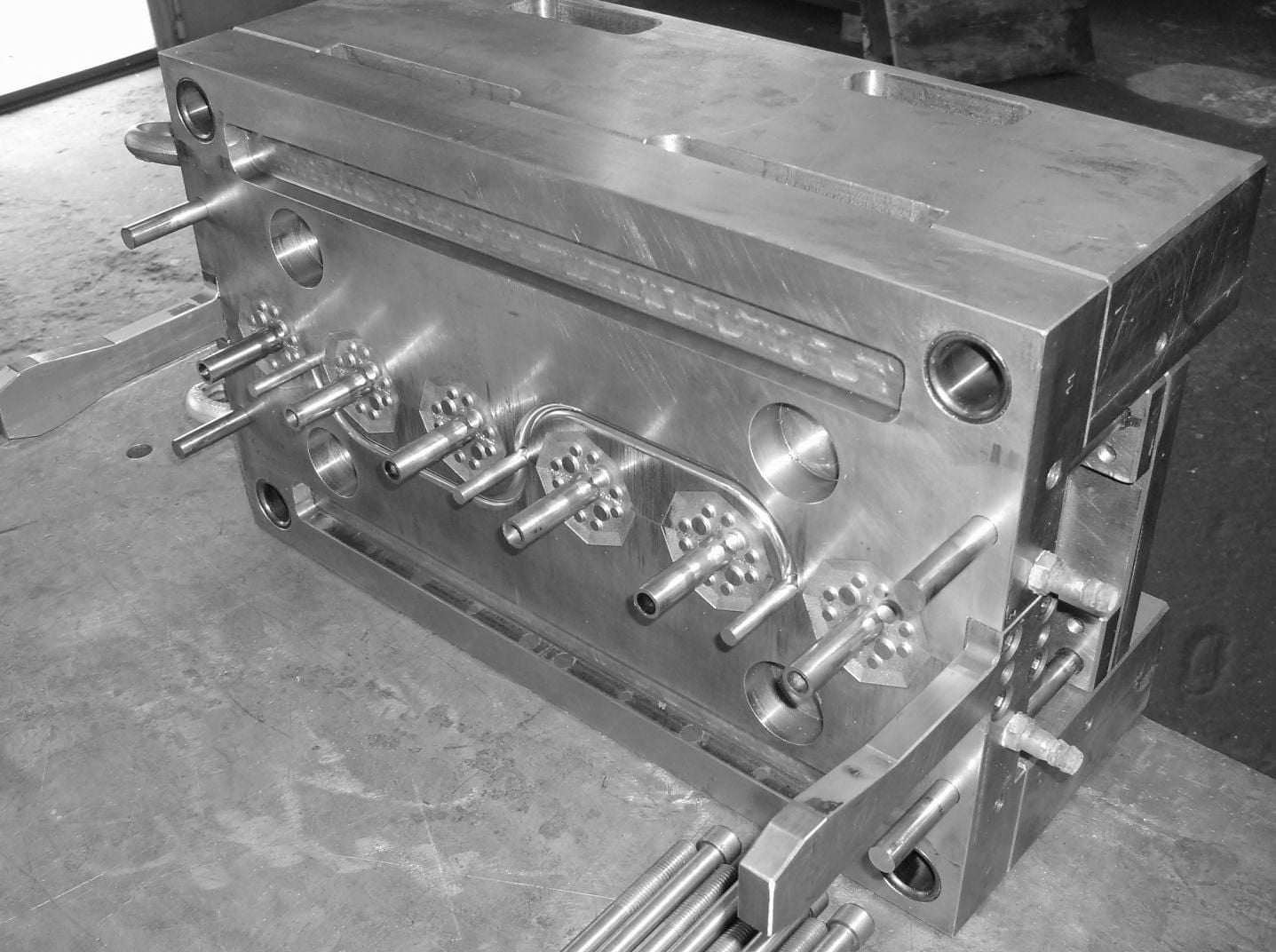 Mold Technology - Plastic Injection Moulds